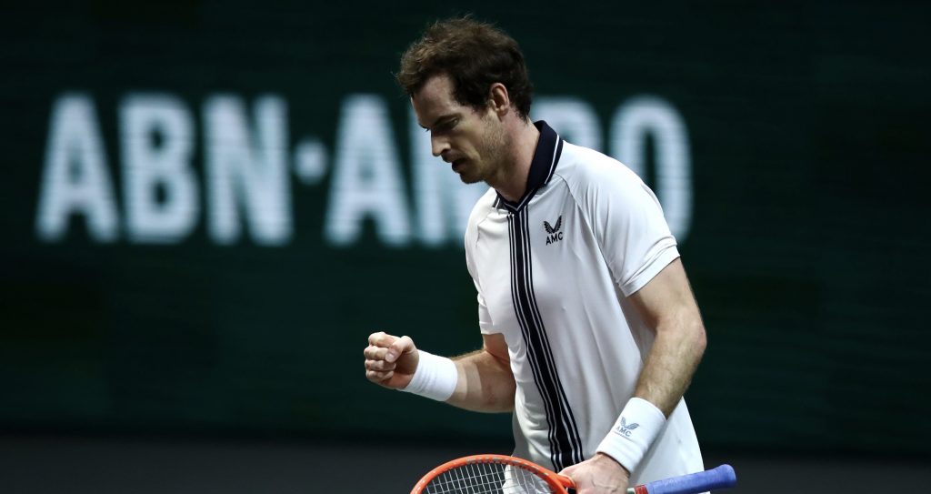 Battling Andy Murray shows his old fighting spirit to beat Robin Haase