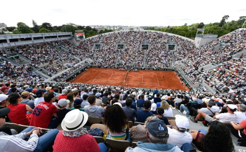 French Open crowd turn on their own booing Alize Cornet for retiring