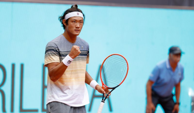 WATCH: Zhizhen Zhang continues 'unbelievable' run in Madrid with upset ...