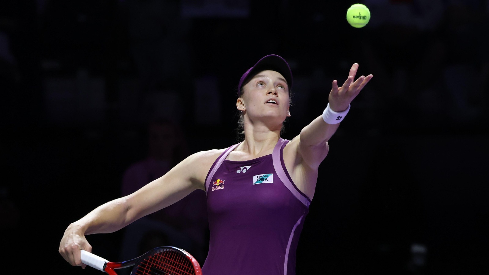 Elena Rybakina 'trying to stay healthy' as she issues WTA Finals ...